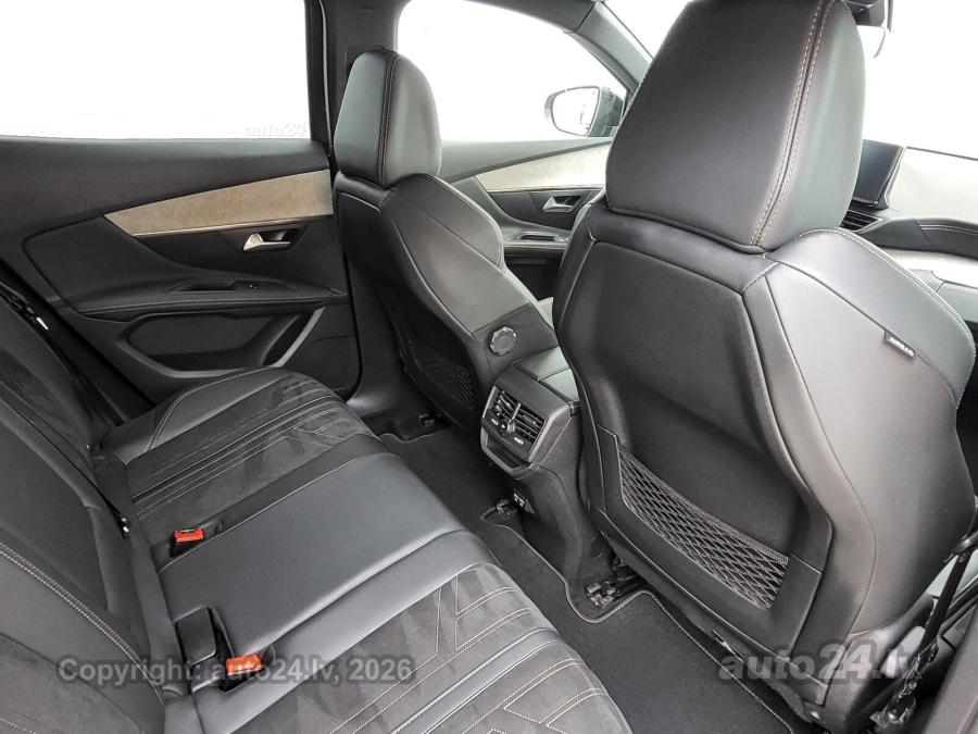 Grey Peugeot 3008 2021 in Tallinn, with an engine capacity of 1.50 L and mileage of 107 thousand km for 19895 €, photo 8 on AUTOMOTO.COM.LV