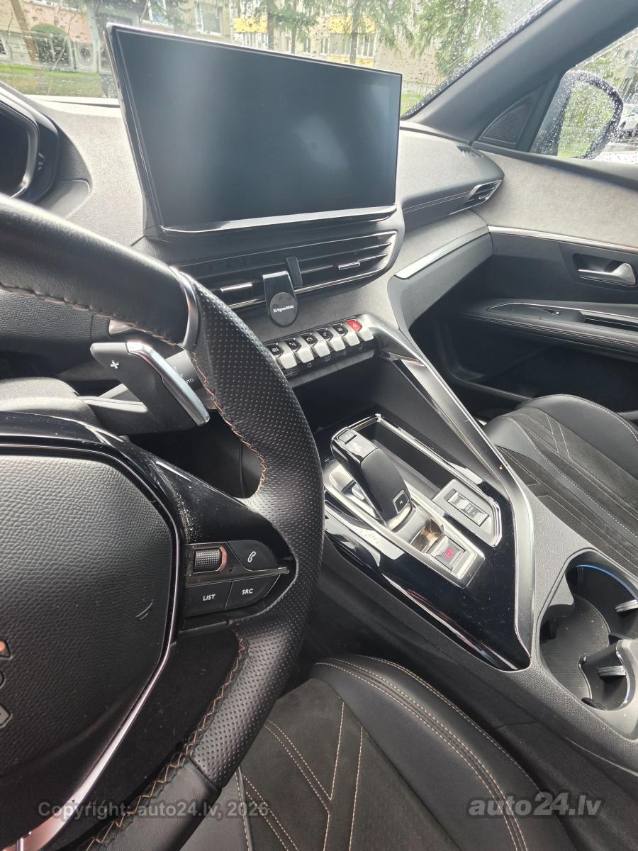 Grey Peugeot 3008 2022 in Tallinn, with an engine capacity of 1.60 L and mileage of 62 thousand km for 21999 €, photo 10 on AUTOMOTO.COM.LV