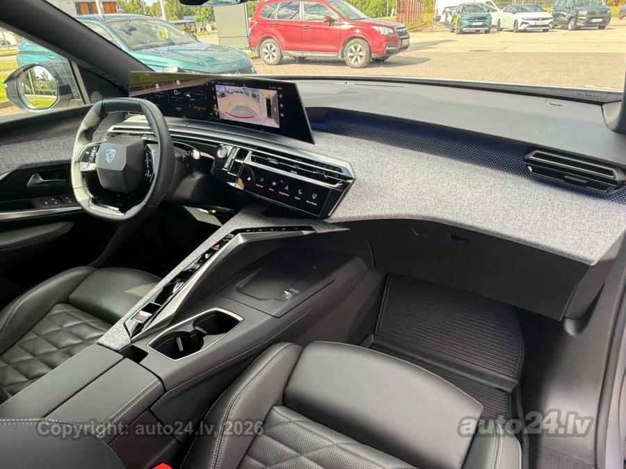 Pelēks Peugeot 3008 2024 Jehvi, ar dzinēja tilpumu 1.20 L un nobraukumu 31 tūkst. km par 33900 €, foto 11 vietnē AUTOMOTO.COM.LV