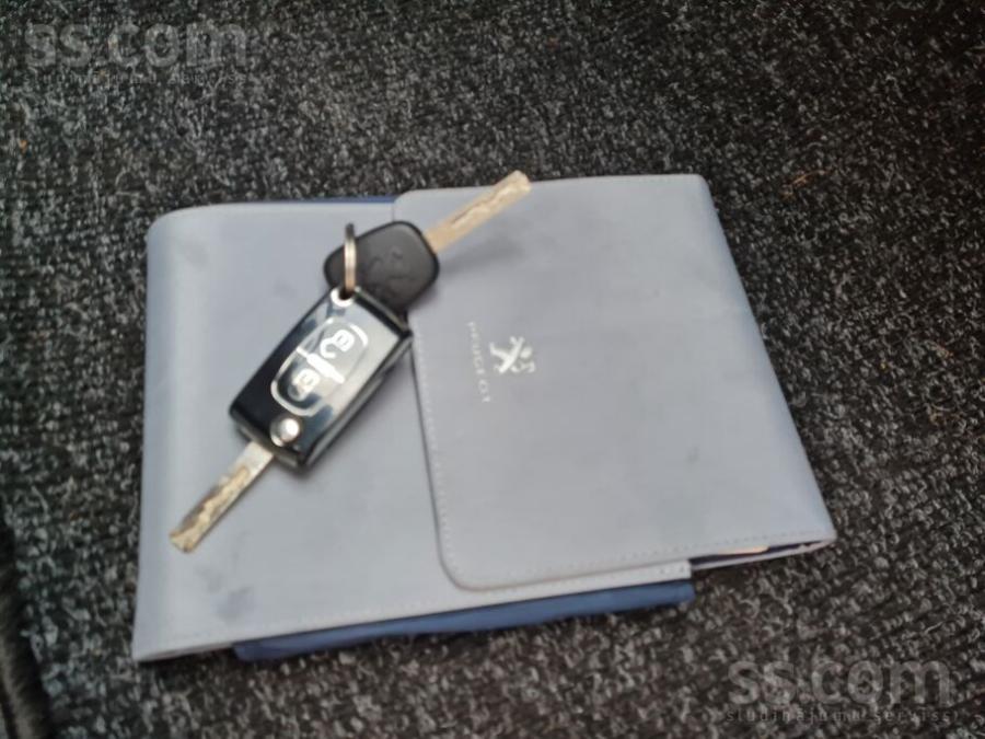 Peugeot 3008 2012 Ogre, ar dzinēja tilpumu 1.60 L un nobraukumu 0 tūkst. km par 4770 €, foto 24 vietnē AUTOMOTO.COM.LV