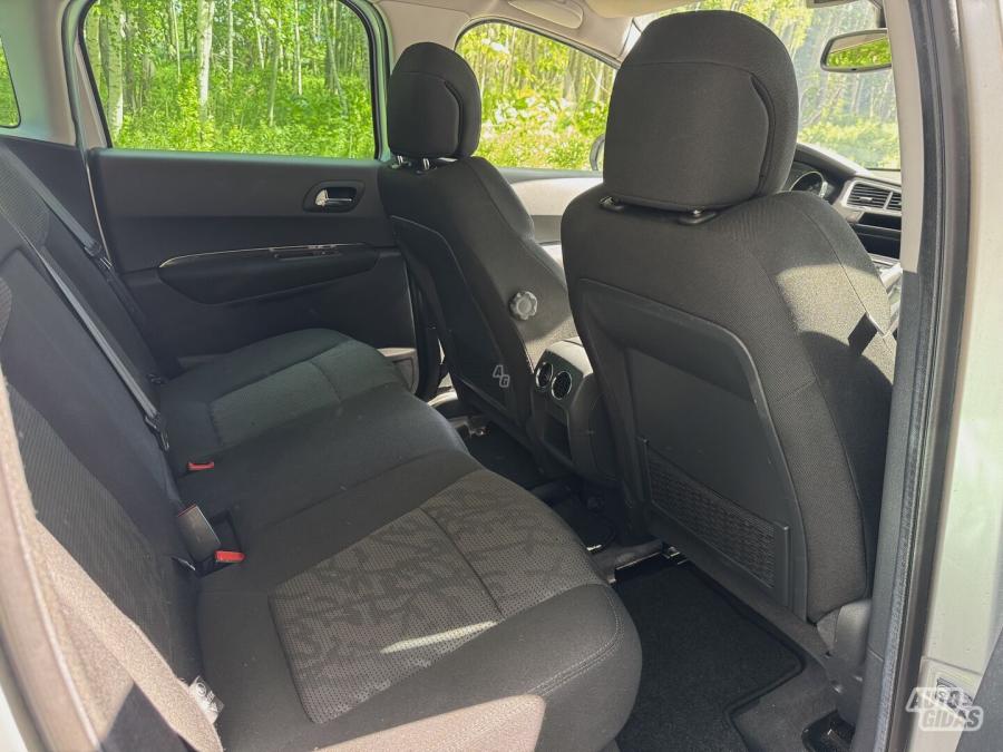 Peugeot 3008 2010 in Vilnius, with an engine capacity of 1.60 L and mileage of 220 thousand km for 2850 €, photo 7 on AUTOMOTO.COM.LV