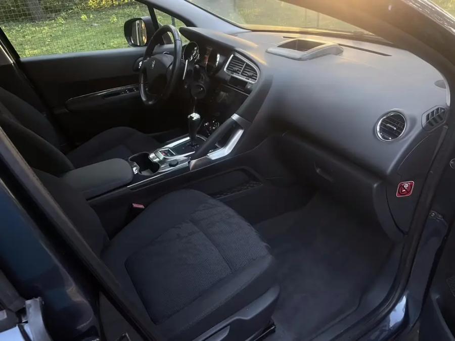 Peugeot 3008 2012 Rīga, ar dzinēja tilpumu 1.60 L un nobraukumu 231 tūkst. km par 5490 €, foto 12 vietnē AUTOMOTO.COM.LV