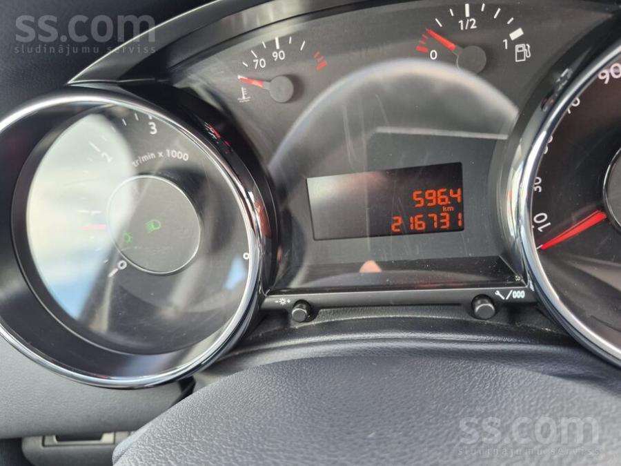 Peugeot 3008 2012 Daugavpils, ar dzinēja tilpumu 1.60 L un nobraukumu 0 tūkst. km par 4950 €, foto 13 vietnē AUTOMOTO.COM.LV