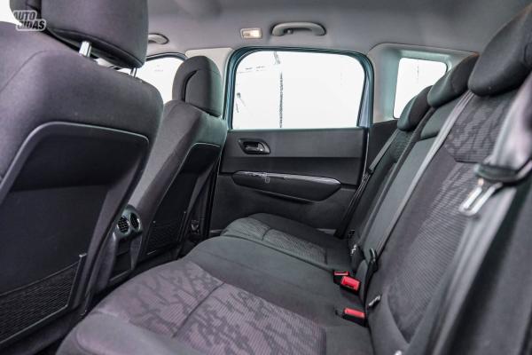 Peugeot 3008 2013 in Kaunas, with an engine capacity of 2.00 L and mileage of 204 thousand km for 6290 €, photo 9 on AUTOMOTO.COM.LV