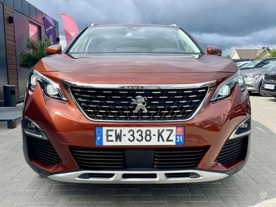 Orange Peugeot 3008 2017 in Taurage, with an engine capacity of 1.60 L and mileage of 139 thousand km for 12300 €, photo 3 on AUTOMOTO.COM.LV