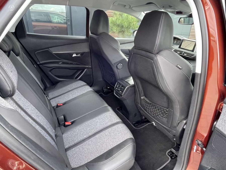 Orange Peugeot 3008 2017 in Taurage, with an engine capacity of 1.60 L and mileage of 139 thousand km for 12300 €, photo 19 on AUTOMOTO.COM.LV