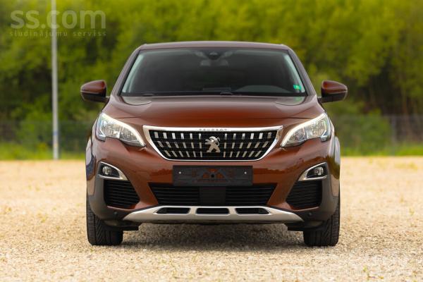 Orange Peugeot 3008 2017 in Jelgava, with an engine capacity of 1.20 L and mileage of 157 thousand km for 11900 €, photo 2 on AUTOMOTO.COM.LV