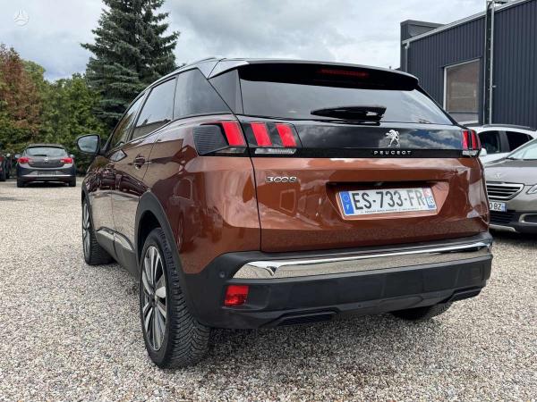 Orange Peugeot 3008 2017 in Kaunas, with an engine capacity of 1.56 L and mileage of 187 thousand km for 11499 €, photo 8 on AUTOMOTO.COM.LV