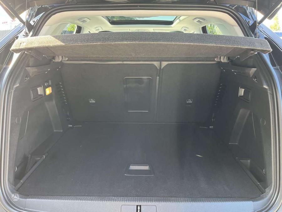 Oranžs Peugeot 3008 2018 Šauļi, ar dzinēja tilpumu 1.20 L un nobraukumu 120 tūkst. km par 11800 €, foto 17 vietnē AUTOMOTO.COM.LV