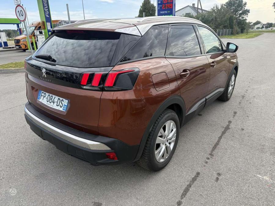 Orange Peugeot 3008 2020 in Taurage, with an engine capacity of 1.50 L and mileage of 200 thousand km for 9700 €, photo 6 on AUTOMOTO.COM.LV