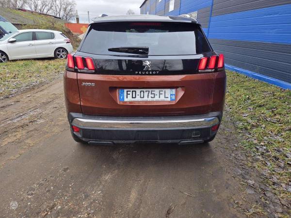 Orange Peugeot 3008 2019 in Taurage, with an engine capacity of 1.20 L and mileage of 43 thousand km for 6300 €, photo 3 on AUTOMOTO.COM.LV