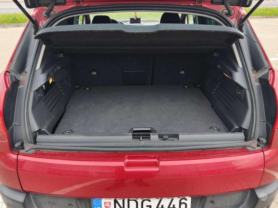 Red Peugeot 3008 2009 in Panevezys, with an engine capacity of 1.60 L and mileage of 300 thousand km for 2100 €, photo 12 on AUTOMOTO.COM.LV