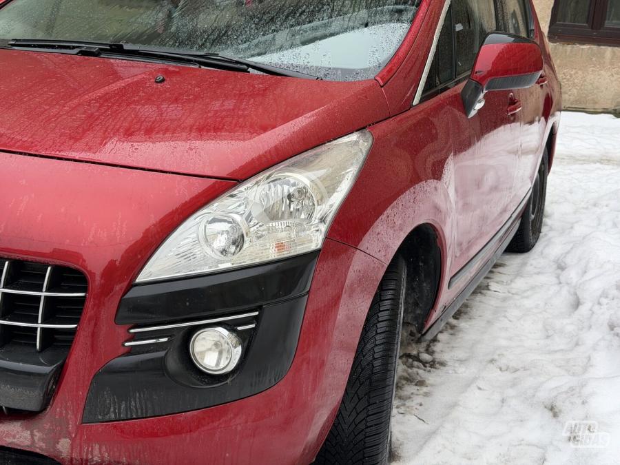 Sarkans Peugeot 3008 2010 Panevēža, ar dzinēja tilpumu 2.00 L un nobraukumu 380 tūkst. km par 2500 €, foto 3 vietnē AUTOMOTO.COM.LV
