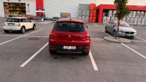 Red Peugeot 3008 2010 in Siauliai, with an engine capacity of 1.60 L and mileage of 223 thousand km for 2600 €, photo 4 on AUTOMOTO.COM.LV