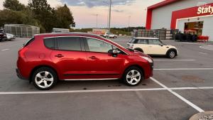 Red Peugeot 3008 2010 in Siauliai, with an engine capacity of 1.60 L and mileage of 223 thousand km for 2600 €, photo 5 on AUTOMOTO.COM.LV