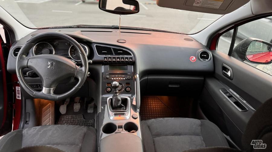 Red Peugeot 3008 2010 in Siauliai, with an engine capacity of 1.60 L and mileage of 223 thousand km for 2600 €, photo 8 on AUTOMOTO.COM.LV