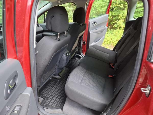 Sarkans Peugeot 3008 2011 Alīta, ar dzinēja tilpumu 1.56 L un nobraukumu 321 tūkst. km par 2800 €, foto 10 vietnē AUTOMOTO.COM.LV