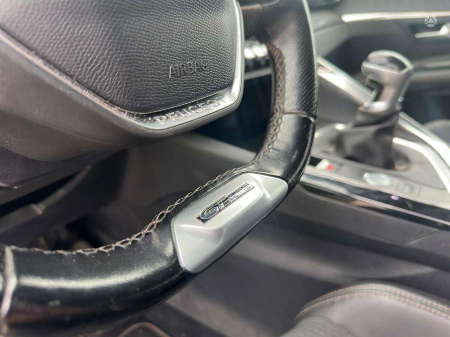 Sarkans Peugeot 3008 2016 Tauragė, ar dzinēja tilpumu 1.20 L un nobraukumu 230 tūkst. km par 7900 €, foto 14 vietnē AUTOMOTO.COM.LV