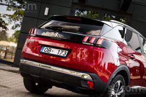 Red Peugeot 3008 2017 in Jelgava, with an engine capacity of 1.60 L and mileage of 152 thousand km for 13900 €, photo 5 on AUTOMOTO.COM.LV