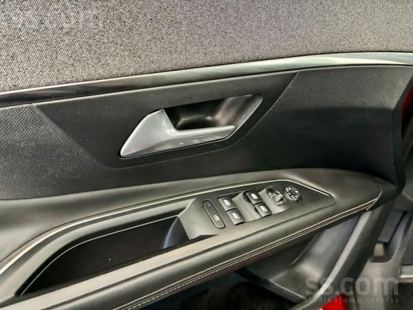 Sarkans Peugeot 3008 2017 Rīga, ar dzinēja tilpumu 1.20 L un nobraukumu 150 tūkst. km par 12990 €, foto 6 vietnē AUTOMOTO.COM.LV