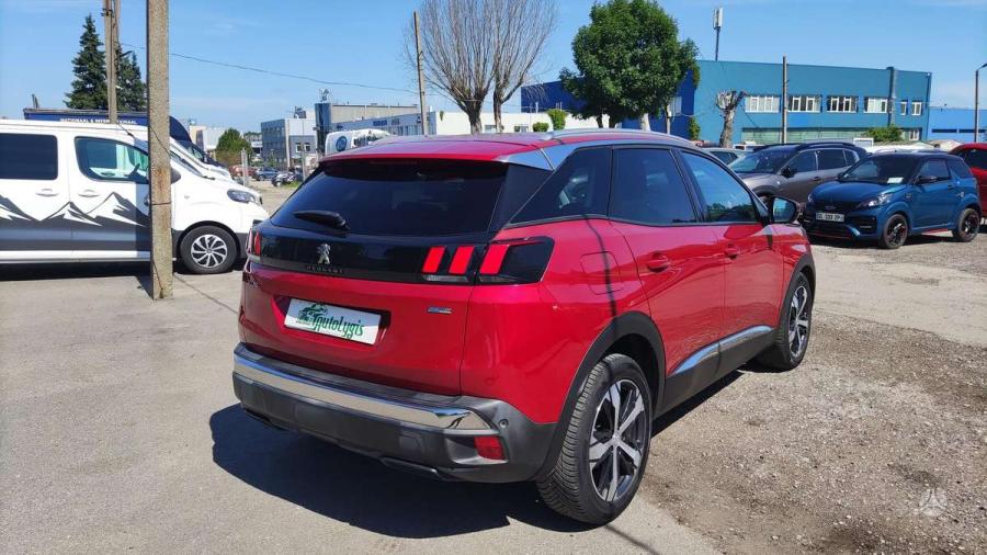 Red Peugeot 3008 2017 in Klaipeda, with an engine capacity of 1.20 L and mileage of 186 thousand km for 10590 €, photo 9 on AUTOMOTO.COM.LV