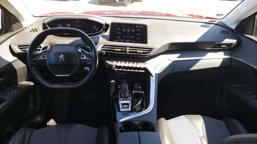 Red Peugeot 3008 2017 in Klaipeda, with an engine capacity of 1.20 L and mileage of 186 thousand km for 10590 €, photo 17 on AUTOMOTO.COM.LV