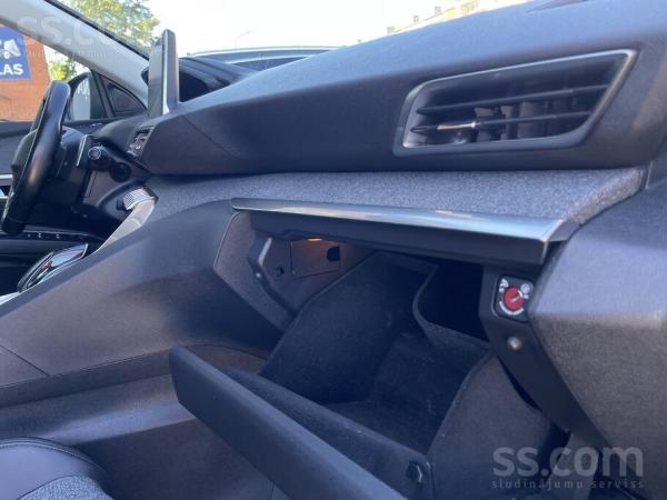 Sarkans Peugeot 3008 2018 Talsi, ar dzinēja tilpumu 1.60 L un nobraukumu 180 tūkst. km par 11400 €, foto 9 vietnē AUTOMOTO.COM.LV