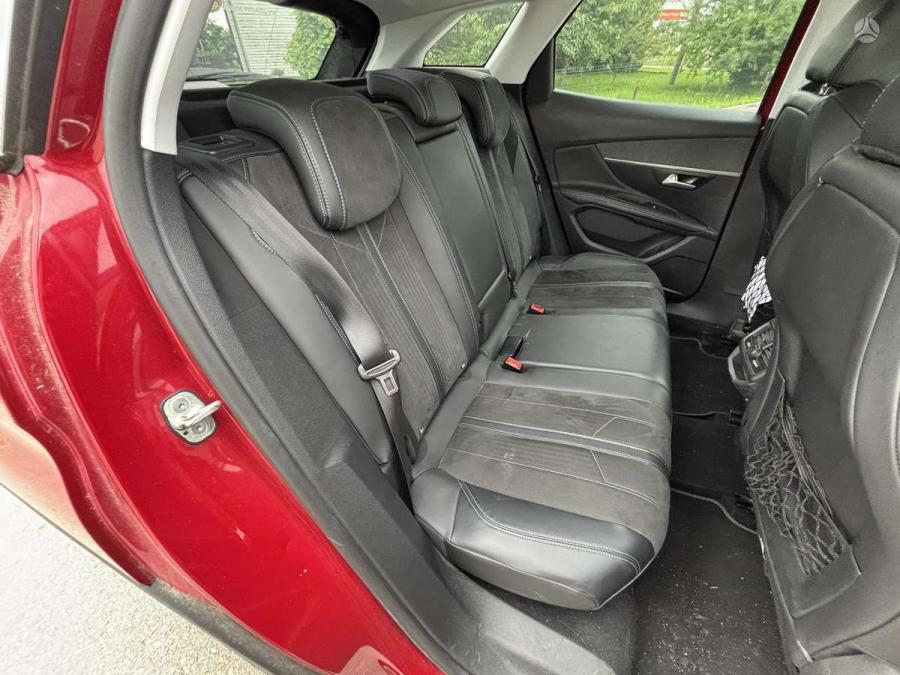Sarkans Peugeot 3008 2018 Tauragė, ar dzinēja tilpumu 2.00 L un nobraukumu 160 tūkst. km par 11900 €, foto 18 vietnē AUTOMOTO.COM.LV