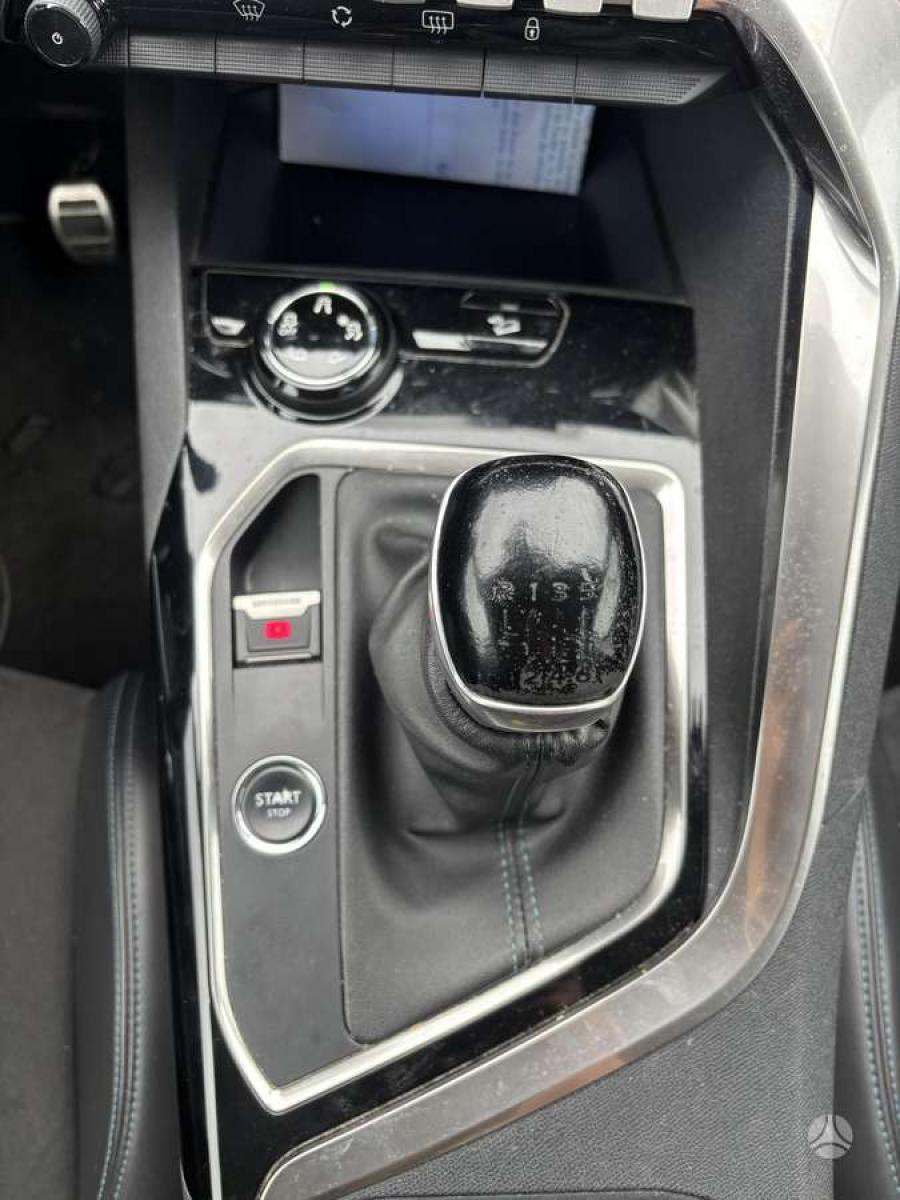 Sarkans Peugeot 3008 2018 Tauragė, ar dzinēja tilpumu 2.00 L un nobraukumu 160 tūkst. km par 11900 €, foto 21 vietnē AUTOMOTO.COM.LV