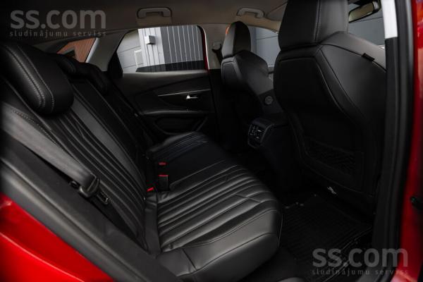 Red Peugeot 3008 2018 in Jelgava, with an engine capacity of 1.20 L and mileage of 0 thousand km for 11200 €, photo 8 on AUTOMOTO.COM.LV