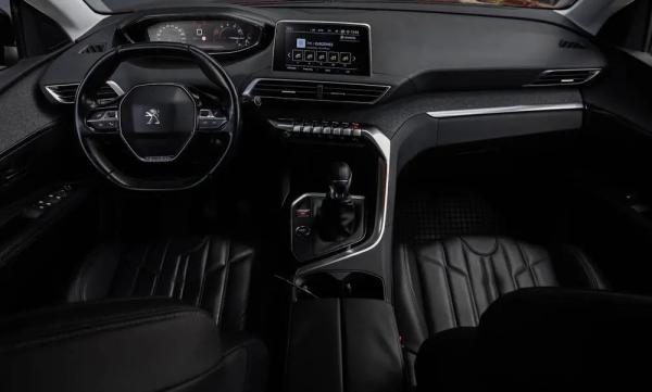 Sarkans Peugeot 3008 2018 Jelgava, ar dzinēja tilpumu 1.20 L un nobraukumu 168 tūkst. km par 11200 €, foto 10 vietnē AUTOMOTO.COM.LV