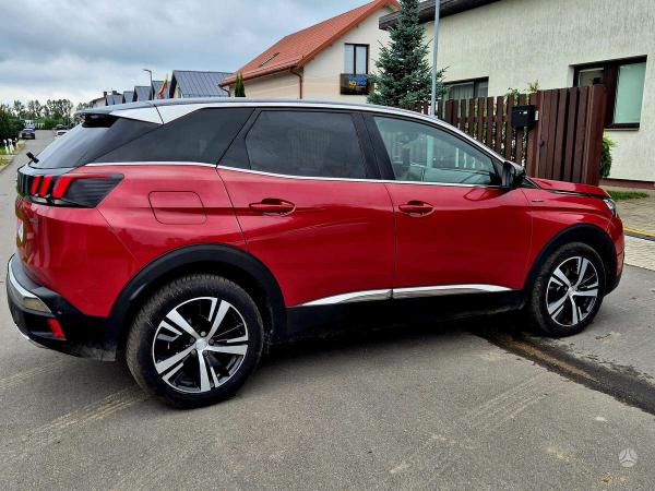 Red Peugeot 3008 2018 in Vilnius, with an engine capacity of 1.56 L and mileage of 218 thousand km for 12400 €, photo 10 on AUTOMOTO.COM.LV