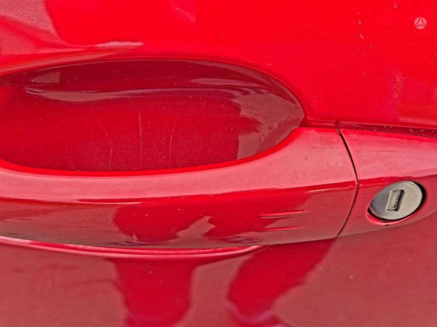 Red Peugeot 3008 2018 in Vilnius, with an engine capacity of 1.56 L and mileage of 218 thousand km for 12400 €, photo 19 on AUTOMOTO.COM.LV