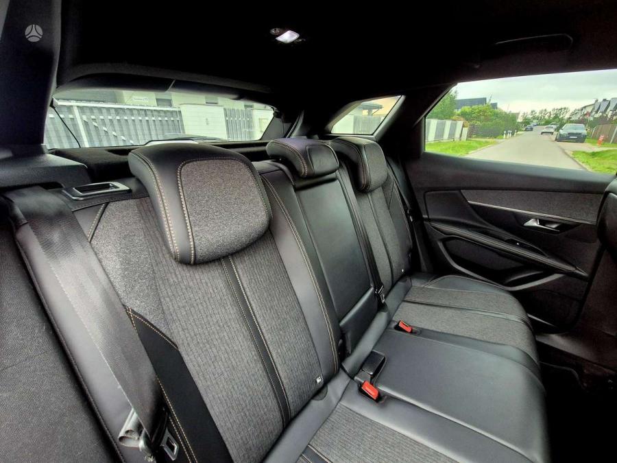 Red Peugeot 3008 2018 in Vilnius, with an engine capacity of 1.56 L and mileage of 218 thousand km for 12400 €, photo 27 on AUTOMOTO.COM.LV