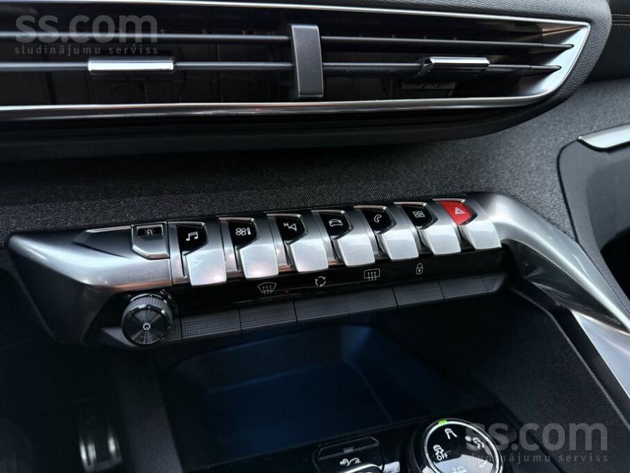 Red Peugeot 3008 2019 in Jelgava, with an engine capacity of 1.60 L and mileage of 0 thousand km for 14300 €, photo 18 on AUTOMOTO.COM.LV