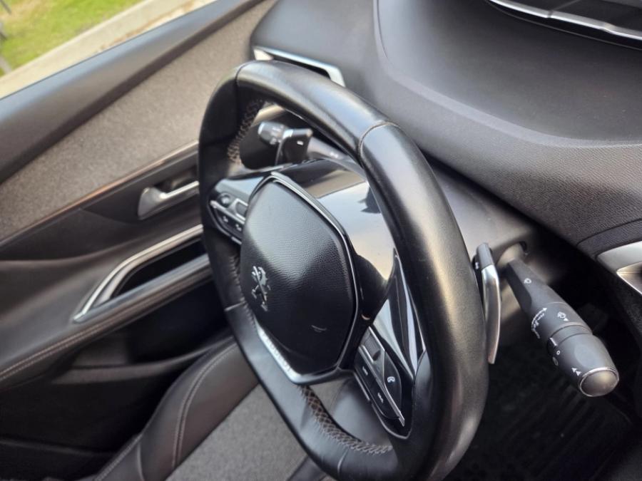 Sarkans Peugeot 3008 2019 Rīga, ar dzinēja tilpumu 1.50 L un nobraukumu 178 tūkst. km par 14600 €, foto 6 vietnē AUTOMOTO.COM.LV