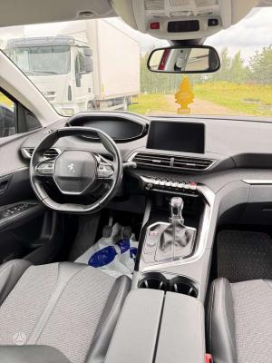Sarkans Peugeot 3008 2019 Viļņa, ar dzinēja tilpumu 1.20 L un nobraukumu 174 tūkst. km par 9450 €, foto 27 vietnē AUTOMOTO.COM.LV