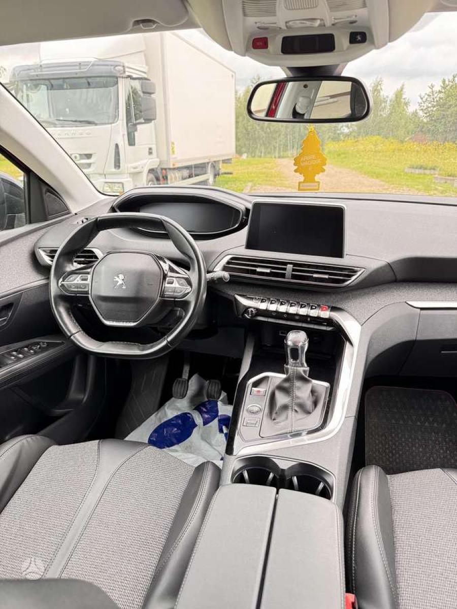 Sarkans Peugeot 3008 2019 Viļņa, ar dzinēja tilpumu 1.20 L un nobraukumu 174 tūkst. km par 9450 €, foto 27 vietnē AUTOMOTO.COM.LV