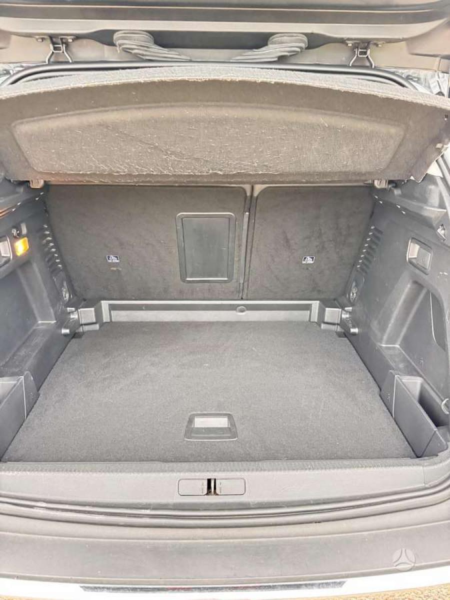 Sarkans Peugeot 3008 2019 Viļņa, ar dzinēja tilpumu 1.20 L un nobraukumu 174 tūkst. km par 9450 €, foto 29 vietnē AUTOMOTO.COM.LV