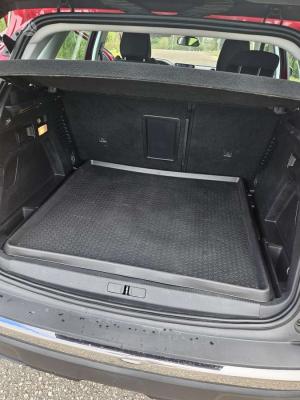 Sarkans Peugeot 3008 2019 Utena, ar dzinēja tilpumu 1.50 L un nobraukumu 227 tūkst. km par 10300 €, foto 14 vietnē AUTOMOTO.COM.LV