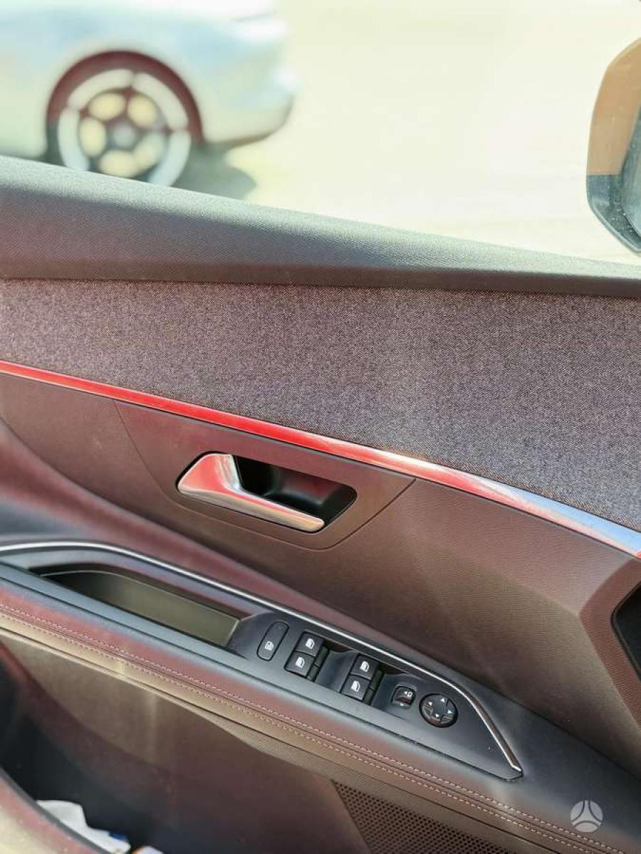 Sarkans Peugeot 3008 2020 Viļņa, ar dzinēja tilpumu 1.20 L un nobraukumu 86 tūkst. km par 13310 €, foto 13 vietnē AUTOMOTO.COM.LV