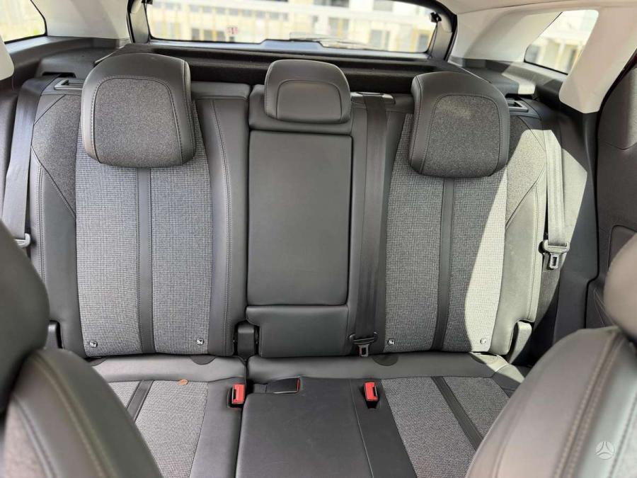 Sarkans Peugeot 3008 2020 Viļņa, ar dzinēja tilpumu 1.20 L un nobraukumu 86 tūkst. km par 13310 €, foto 16 vietnē AUTOMOTO.COM.LV