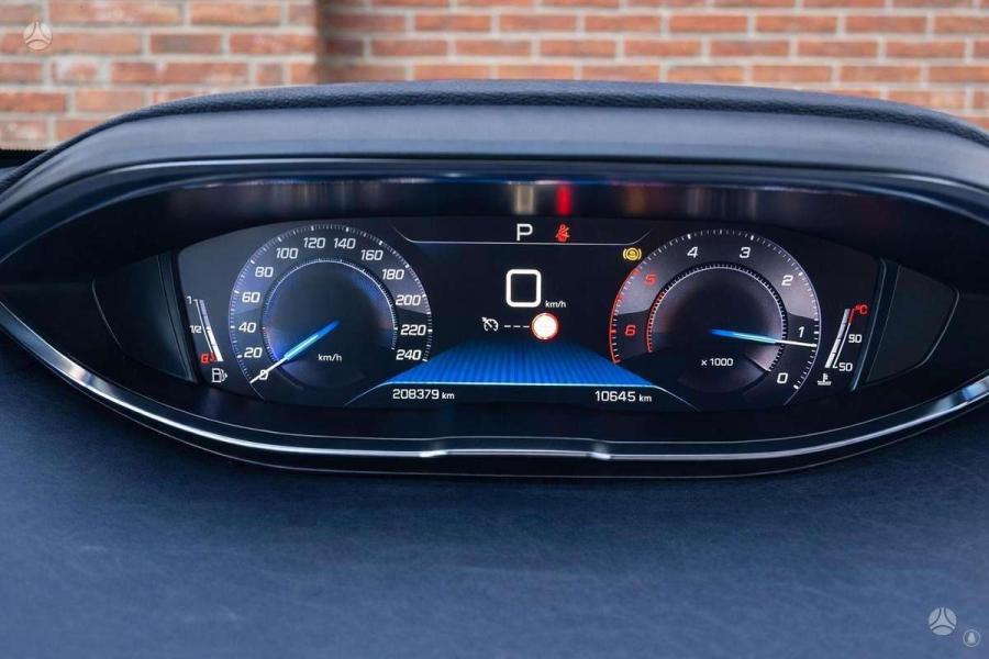 Sarkans Peugeot 3008 2020 Marijampole, ar dzinēja tilpumu 1.50 L un nobraukumu 208 tūkst. km par 15367 €, foto 13 vietnē AUTOMOTO.COM.LV