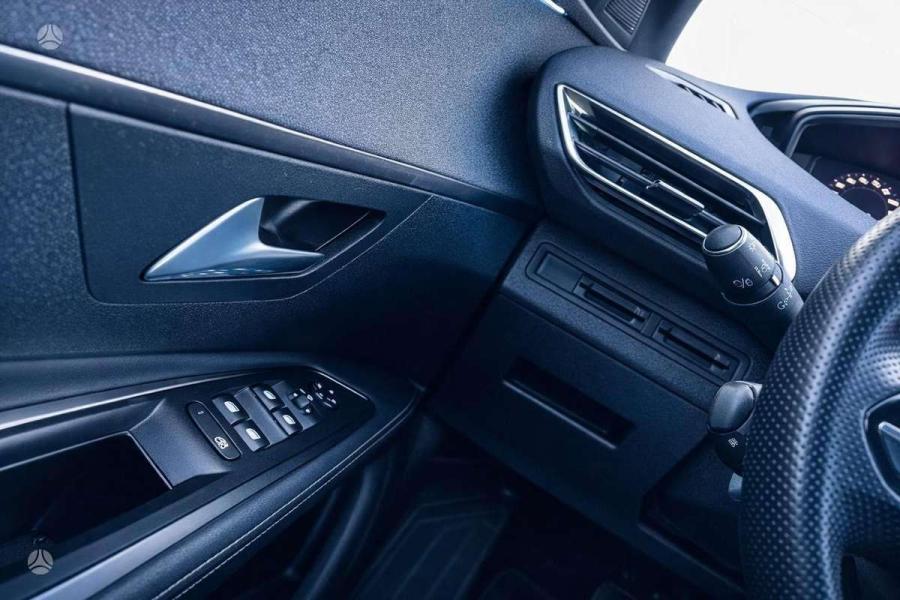 Sarkans Peugeot 3008 2020 Marijampole, ar dzinēja tilpumu 1.50 L un nobraukumu 208 tūkst. km par 15367 €, foto 19 vietnē AUTOMOTO.COM.LV