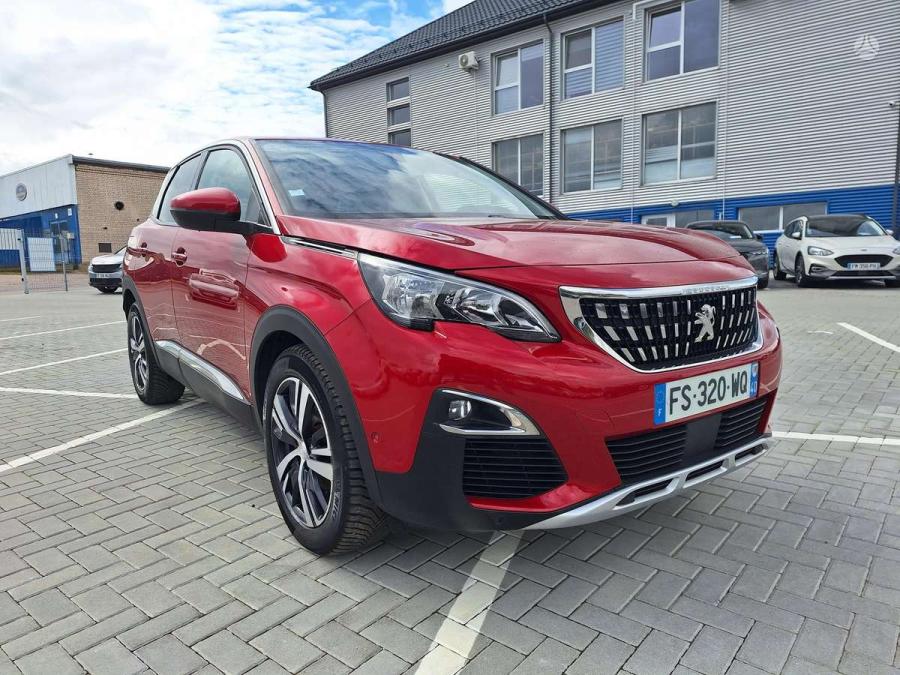 Red Peugeot 3008 2020 in Taurage, with an engine capacity of 1.50 L and mileage of 185 thousand km for 11300 €, photo 1 on AUTOMOTO.COM.LV