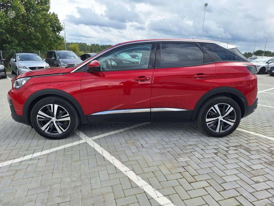 Red Peugeot 3008 2020 in Taurage, with an engine capacity of 1.50 L and mileage of 185 thousand km for 11300 €, photo 5 on AUTOMOTO.COM.LV