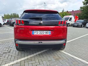 Red Peugeot 3008 2020 in Taurage, with an engine capacity of 1.50 L and mileage of 185 thousand km for 11300 €, photo 7 on AUTOMOTO.COM.LV