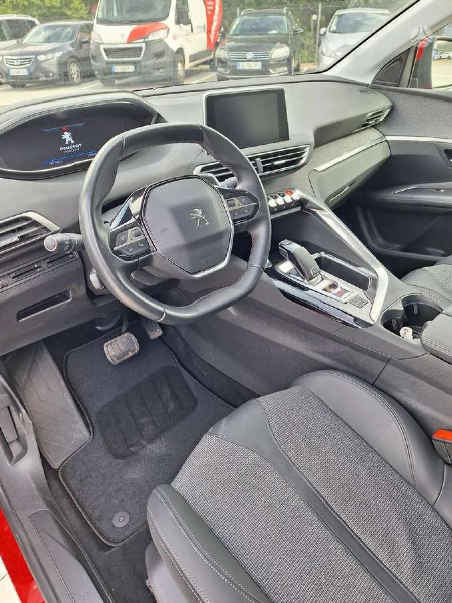 Red Peugeot 3008 2020 in Taurage, with an engine capacity of 1.50 L and mileage of 185 thousand km for 11300 €, photo 16 on AUTOMOTO.COM.LV