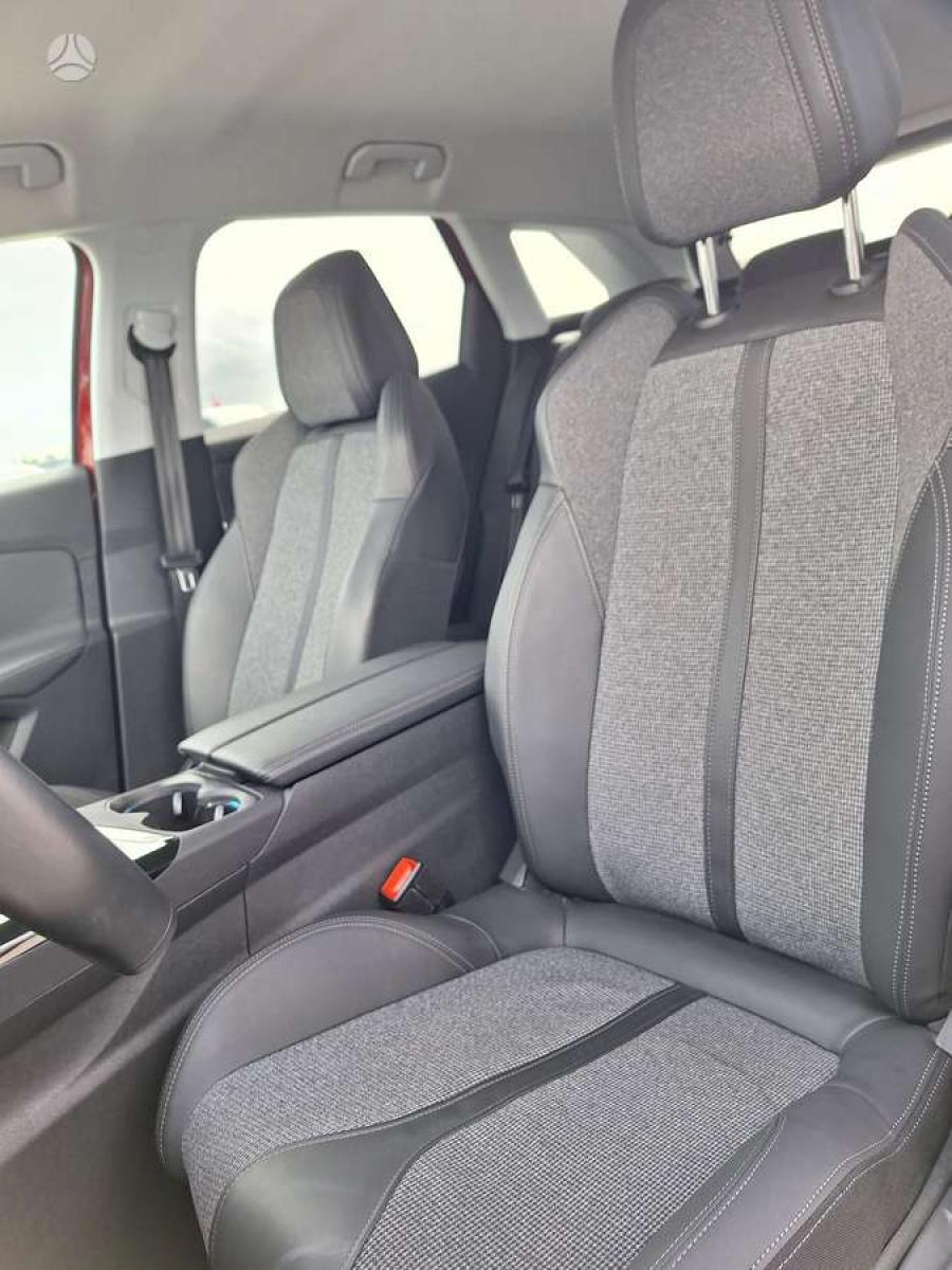 Red Peugeot 3008 2020 in Taurage, with an engine capacity of 1.50 L and mileage of 185 thousand km for 11300 €, photo 17 on AUTOMOTO.COM.LV