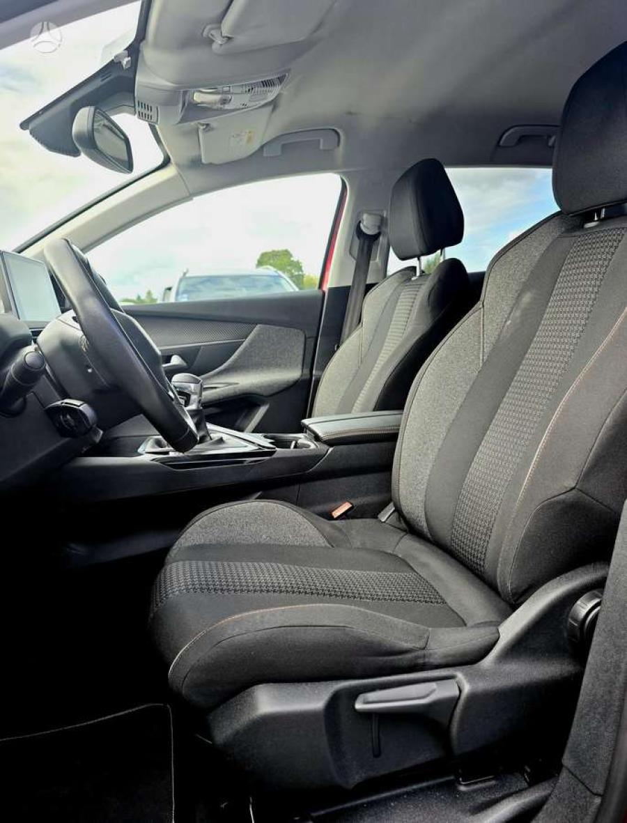 Red Peugeot 3008 2020 in Taurage, with an engine capacity of 1.50 L and mileage of 298 thousand km for 9850 €, photo 19 on AUTOMOTO.COM.LV